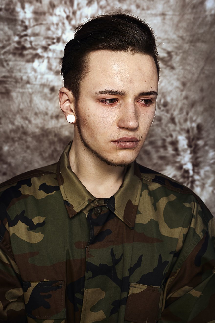 Lithuania: Men cry in response to new mandatory army draft